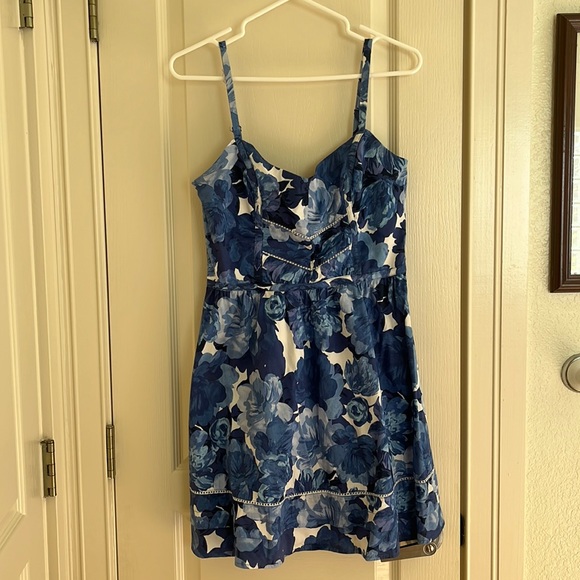 Dynamite | Dresses | Super Pretty Blue And White Dress | Poshmark